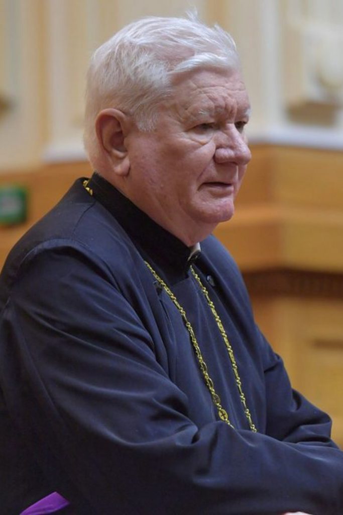 Pr. Acad. Prof. Dr. Mircea PĂCURARIU împlinește 88 de ani – Facultatea ...